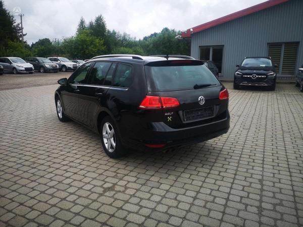 Black Volkswagen Golf 2017 in Radviliskis, with an engine capacity of 1.97 L and mileage of 217 thousand km for 7950 €, photo 3 on AUTOMOTO.COM.LV