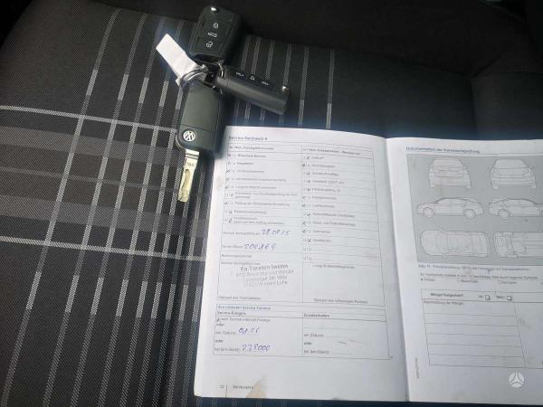 Black Volkswagen Golf 2017 in Radviliskis, with an engine capacity of 1.97 L and mileage of 217 thousand km for 7950 €, photo 8 on AUTOMOTO.COM.LV