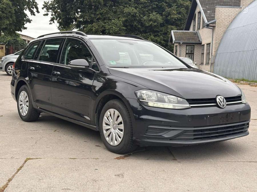 Melns Volkswagen Golf 2017 Tauragė, ar dzinēja tilpumu 1.60 L un nobraukumu 230 tūkst. km par 6655 €, foto 3 vietnē AUTOMOTO.COM.LV