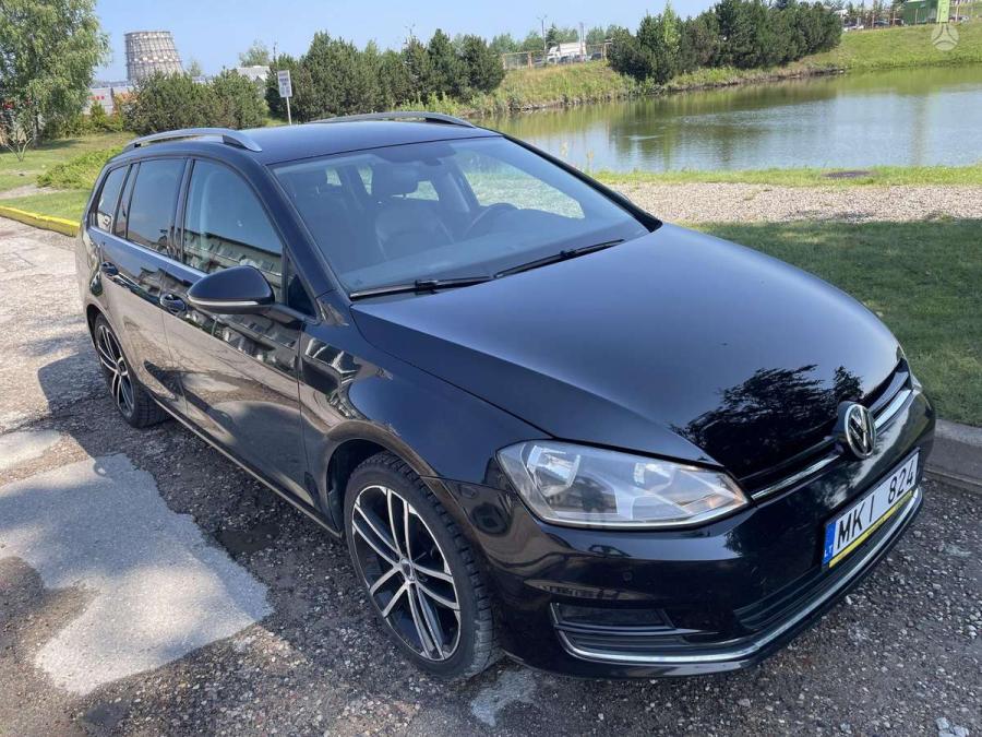 Black Volkswagen Golf 2017 in Vilnius, with an engine capacity of 1.60 L and mileage of 145 thousand km for 9550 €, photo 1 on AUTOMOTO.COM.LV