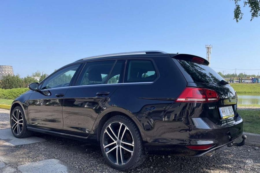 Black Volkswagen Golf 2017 in Vilnius, with an engine capacity of 1.60 L and mileage of 145 thousand km for 9550 €, photo 6 on AUTOMOTO.COM.LV