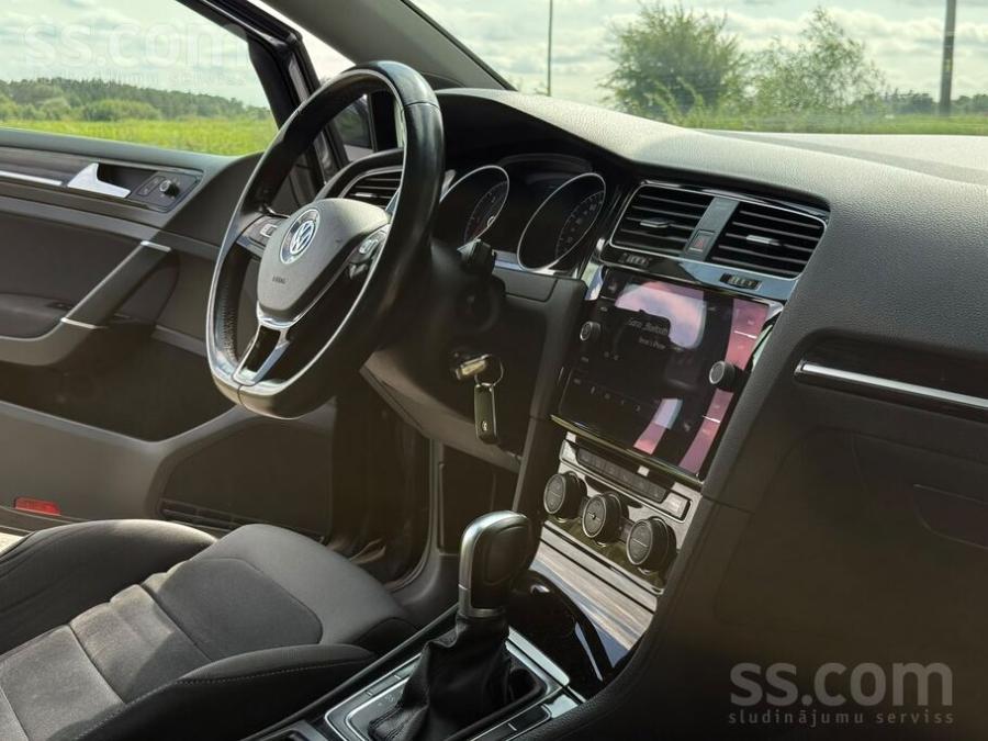 Melns Volkswagen Golf 2017 Šauļi, ar dzinēja tilpumu 2.00 L un nobraukumu 220 tūkst. km par 9799 €, foto 9 vietnē AUTOMOTO.COM.LV