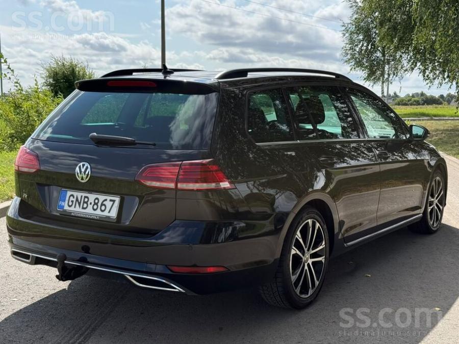 Melns Volkswagen Golf 2017 Šauļi, ar dzinēja tilpumu 2.00 L un nobraukumu 220 tūkst. km par 9799 €, foto 12 vietnē AUTOMOTO.COM.LV