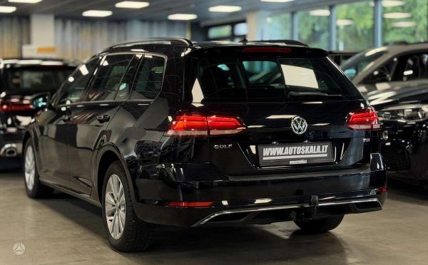 Volkswagen Golf 2017 Klaipėda vietnē Melns Volkswagen Golf 2017 Klaipėda, ar dzinēja tilpumu 1.60 L un nobraukumu 231 tūkst. km par 11500 €, foto 9 vietnē AUTOMOTO.COM.LV