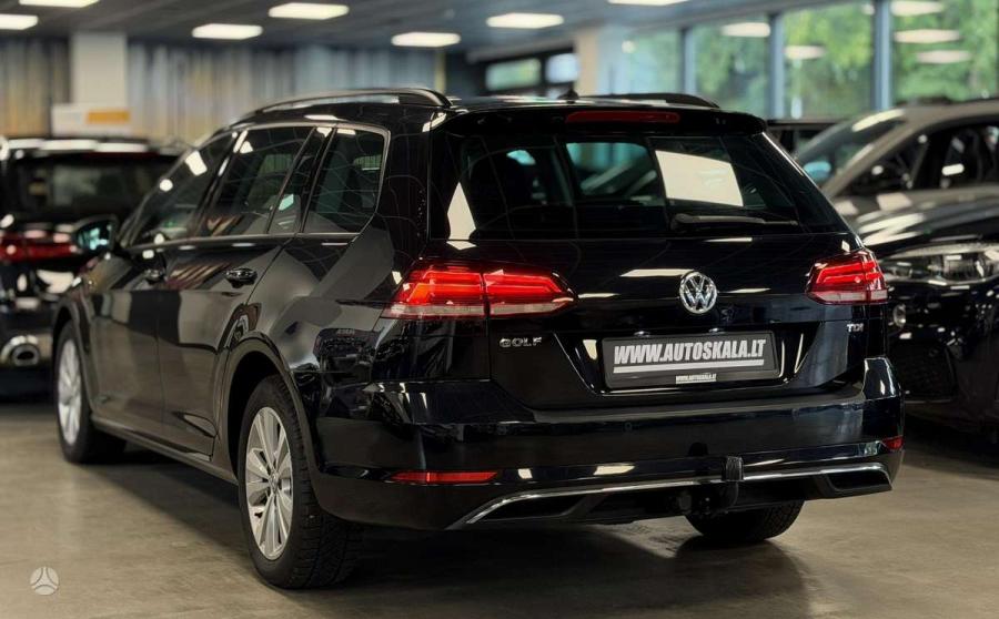 Black Volkswagen Golf 2017 in Klaipeda, with an engine capacity of 1.60 L and mileage of 231 thousand km for 11500 €, photo 9 on AUTOMOTO.COM.LV