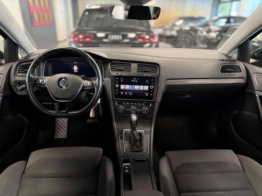 Black Volkswagen Golf 2017 in Klaipeda, with an engine capacity of 1.60 L and mileage of 231 thousand km for 11500 €, photo 16 on AUTOMOTO.COM.LV