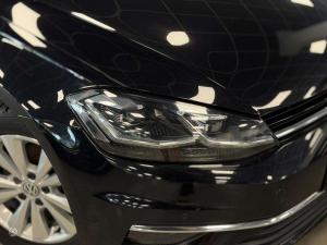 Black Volkswagen Golf 2017 in Klaipeda, with an engine capacity of 1.60 L and mileage of 231 thousand km for 11500 €, photo 34 on AUTOMOTO.COM.LV