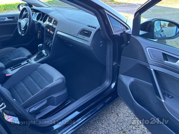 Volkswagen Golf 2017 in Paide on AUTOMOTO.COM.LV Black Volkswagen Golf 2017 in Paide, with an engine capacity of 1.60 L and mileage of 244 thousand km for 9490 €, photo 10 on AUTOMOTO.COM.LV