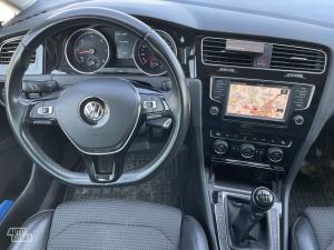 Melns Volkswagen Golf 2017 Viļņa, ar dzinēja tilpumu 1.60 L un nobraukumu 145 tūkst. km par 8450 €, foto 6 vietnē AUTOMOTO.COM.LV