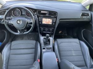 Melns Volkswagen Golf 2017 Viļņa, ar dzinēja tilpumu 1.60 L un nobraukumu 145 tūkst. km par 8450 €, foto 7 vietnē AUTOMOTO.COM.LV