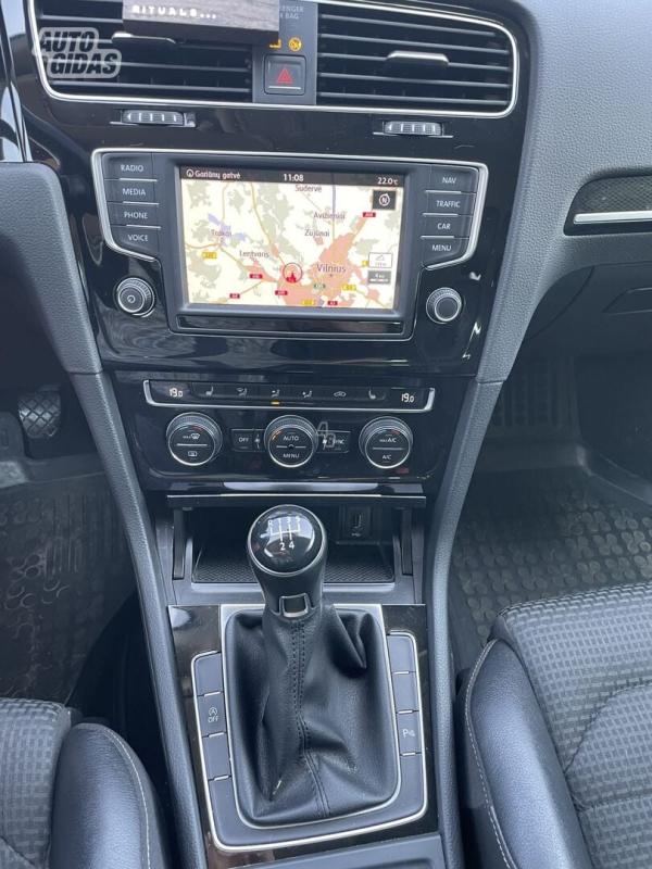 Melns Volkswagen Golf 2017 Viļņa, ar dzinēja tilpumu 1.60 L un nobraukumu 145 tūkst. km par 8450 €, foto 8 vietnē AUTOMOTO.COM.LV
