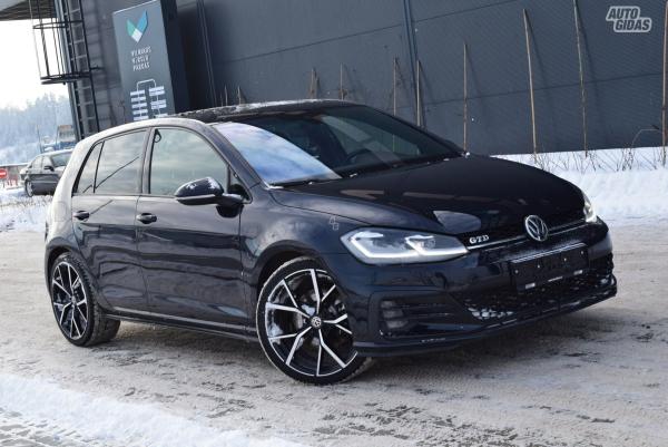 Melns Volkswagen Golf 2018 Viļņa, ar dzinēja tilpumu 2.00 L un nobraukumu 246 tūkst. km par 11550 €, foto 3 vietnē AUTOMOTO.COM.LV
