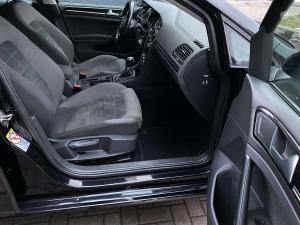 Black Volkswagen Golf 2018 in Marijampole, with an engine capacity of 1.97 L and mileage of 230 thousand km for 12650 €, photo 33 on AUTOMOTO.COM.LV