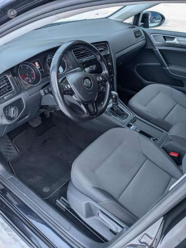 Black Volkswagen Golf 2018 in Prienai, with an engine capacity of 1.60 L and mileage of 249 thousand km for 7300 €, photo 10 on AUTOMOTO.COM.LV
