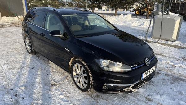Melns Volkswagen Golf 2018 Viļņa, ar dzinēja tilpumu 1.50 L un nobraukumu 210 tūkst. km par 10500 €, foto 1 vietnē AUTOMOTO.COM.LV