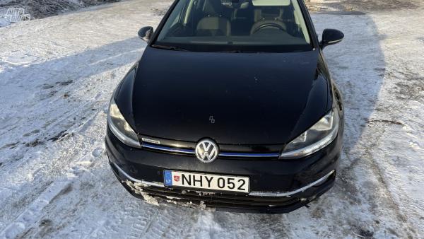 Melns Volkswagen Golf 2018 Viļņa, ar dzinēja tilpumu 1.50 L un nobraukumu 210 tūkst. km par 10500 €, foto 7 vietnē AUTOMOTO.COM.LV