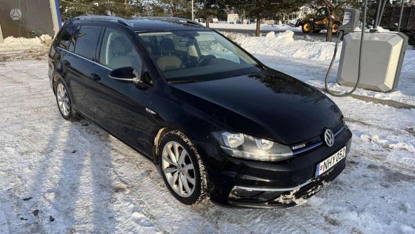 Black Volkswagen Golf 2018 in Silale, with an engine capacity of 1.50 L and mileage of 210 thousand km for 10300 €, photo 1 on AUTOMOTO.COM.LV