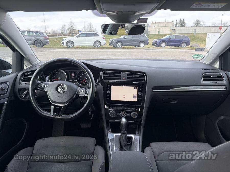 Black Volkswagen Golf 2018 in Viljandi, with an engine capacity of 1.50 L and mileage of 189 thousand km for 10990 €, photo 6 on AUTOMOTO.COM.LV