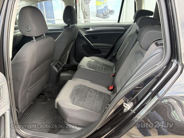 Black Volkswagen Golf 2018 in Viljandi, with an engine capacity of 1.60 L and mileage of 218 thousand km for 10290 €, photo 9 on AUTOMOTO.COM.LV