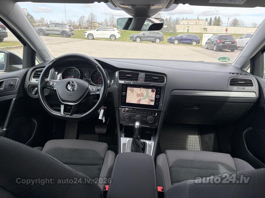 Black Volkswagen Golf 2018 in Viljandi, with an engine capacity of 1.60 L and mileage of 218 thousand km for 9890 €, photo 6 on AUTOMOTO.COM.LV