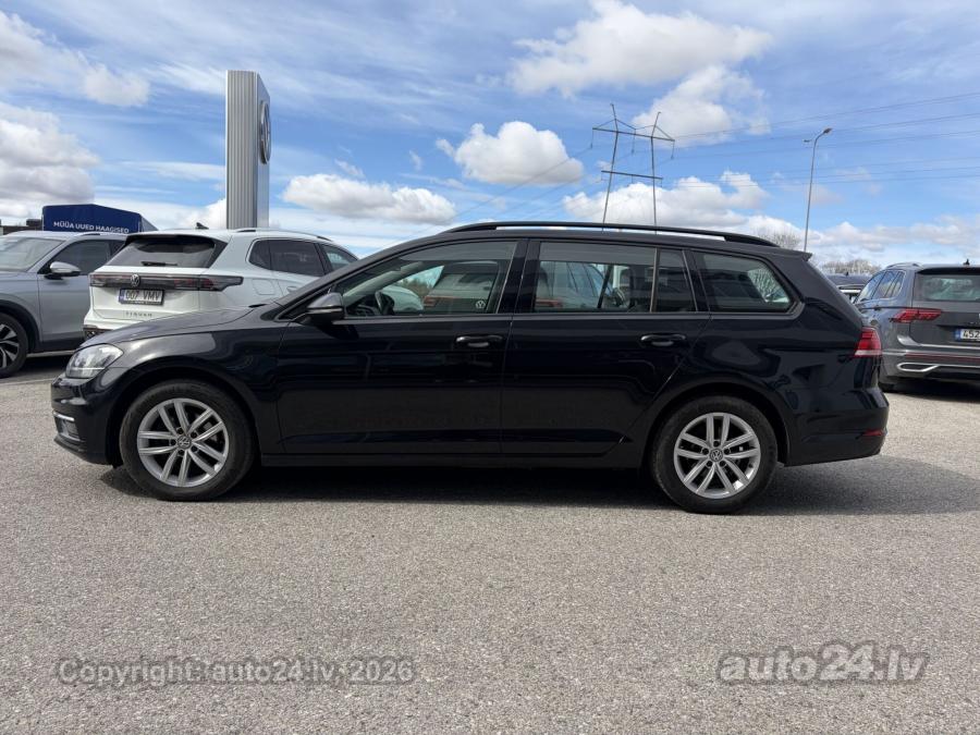 Black Volkswagen Golf 2018 in Viljandi, with an engine capacity of 1.60 L and mileage of 218 thousand km for 9890 €, photo 17 on AUTOMOTO.COM.LV