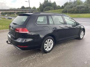 Black Volkswagen Golf 2018 in Kaunas, with an engine capacity of 1.60 L and mileage of 192 thousand km for 5999 €, photo 11 on AUTOMOTO.COM.LV