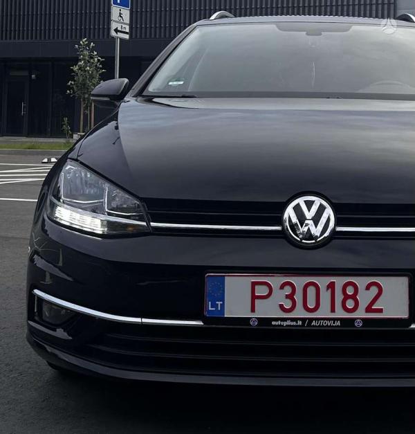 Melns Volkswagen Golf 2018 Utena, ar dzinēja tilpumu 1.00 L un nobraukumu 249 tūkst. km par 7750 €, foto 7 vietnē AUTOMOTO.COM.LV