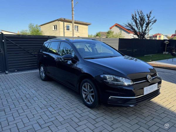 Melns Volkswagen Golf 2018 Kauņa, ar dzinēja tilpumu 1.60 L un nobraukumu 300 tūkst. km par 8999 €, foto 3 vietnē AUTOMOTO.COM.LV