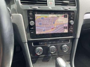 Black Volkswagen Golf 2018 in Vilnius, with an engine capacity of 1.60 L and mileage of 192 thousand km for 11255 €, photo 15 on AUTOMOTO.COM.LV