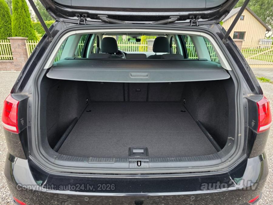 Melns Volkswagen Golf 2018 Paide, ar dzinēja tilpumu 1.60 L un nobraukumu 171 tūkst. km par 11990 €, foto 14 vietnē AUTOMOTO.COM.LV