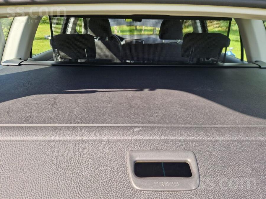 Melns Volkswagen Golf 2018 Rīga, ar dzinēja tilpumu 1.50 L un nobraukumu 151 tūkst. km par 11000 €, foto 18 vietnē AUTOMOTO.COM.LV