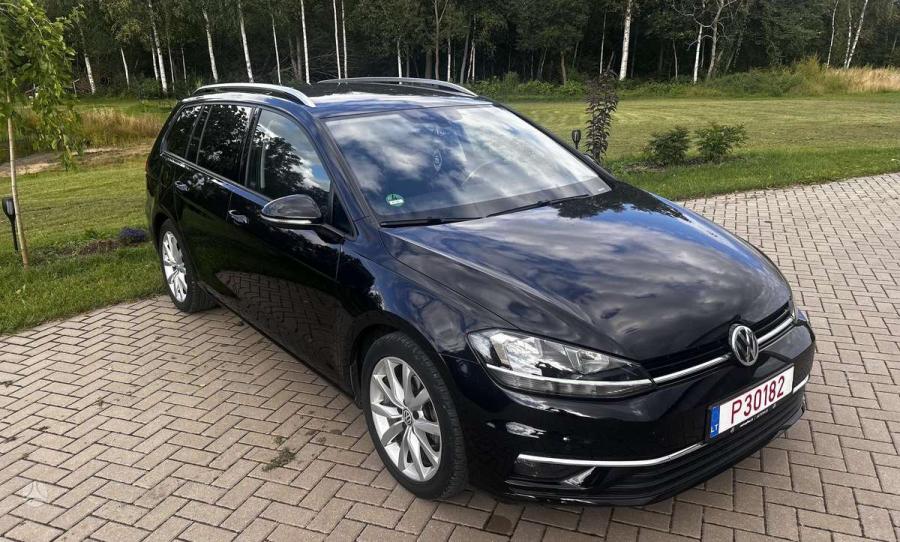 Black Volkswagen Golf 2018 in Utena, with an engine capacity of 1.00 L and mileage of 249 thousand km for 7250 €, photo 12 on AUTOMOTO.COM.LV