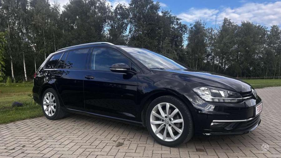 Black Volkswagen Golf 2018 in Utena, with an engine capacity of 1.00 L and mileage of 249 thousand km for 7250 €, photo 14 on AUTOMOTO.COM.LV