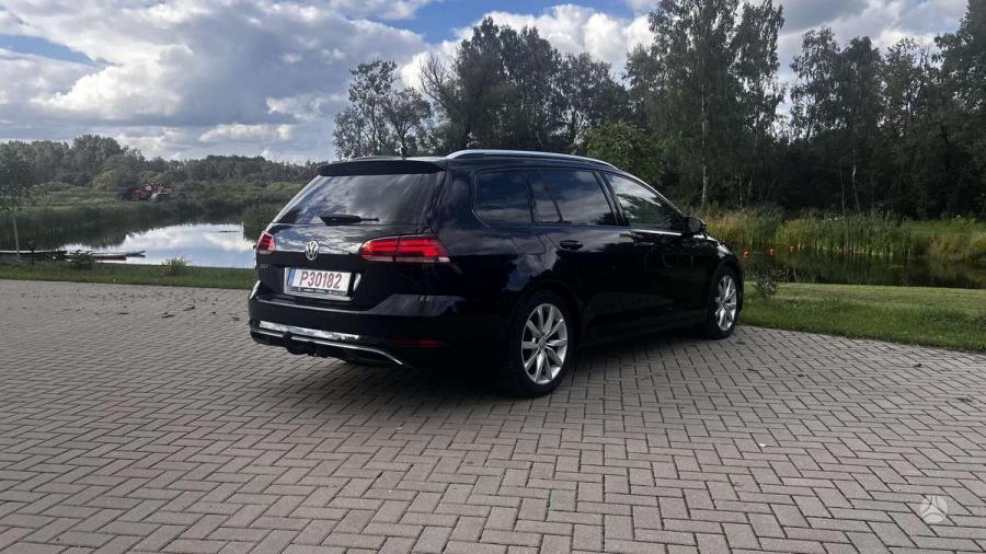 Black Volkswagen Golf 2018 in Utena, with an engine capacity of 1.00 L and mileage of 249 thousand km for 7250 €, photo 16 on AUTOMOTO.COM.LV
