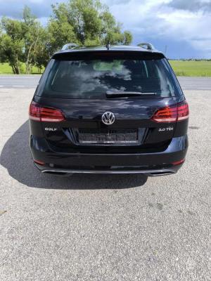Melns Volkswagen Golf 2018 Joniškis, ar dzinēja tilpumu 2.00 L un nobraukumu 250 tūkst. km par 9550 €, foto 5 vietnē AUTOMOTO.COM.LV