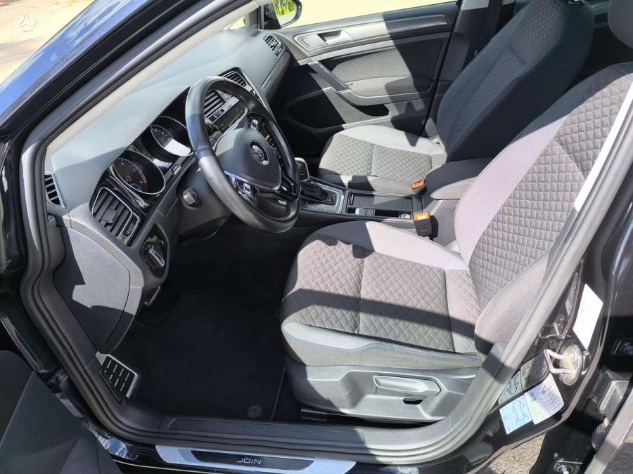 Melns Volkswagen Golf 2018 Joniškis, ar dzinēja tilpumu 2.00 L un nobraukumu 250 tūkst. km par 9550 €, foto 11 vietnē AUTOMOTO.COM.LV
