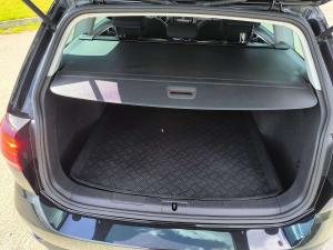 Melns Volkswagen Golf 2018 Joniškis, ar dzinēja tilpumu 2.00 L un nobraukumu 250 tūkst. km par 9550 €, foto 17 vietnē AUTOMOTO.COM.LV