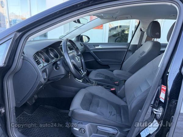 Black Volkswagen Golf 2019 in Viljandi, with an engine capacity of 2.00 L and mileage of 279 thousand km for 10490 €, photo 6 on AUTOMOTO.COM.LV