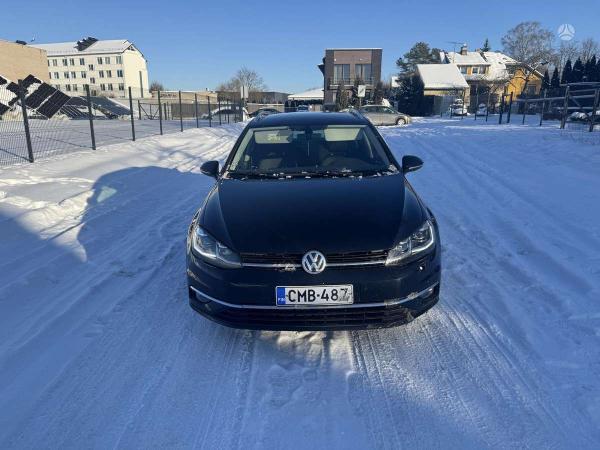 Black Volkswagen Golf 2019 in Kaunas, with an engine capacity of 1.60 L and mileage of 175 thousand km for 9000 €, photo 1 on AUTOMOTO.COM.LV