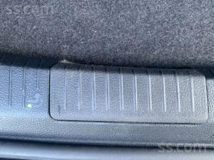 Black Volkswagen Golf 2019 in Ogre, with an engine capacity of 2.00 L and mileage of 182 thousand km for 11770 €, photo 10 on AUTOMOTO.COM.LV
