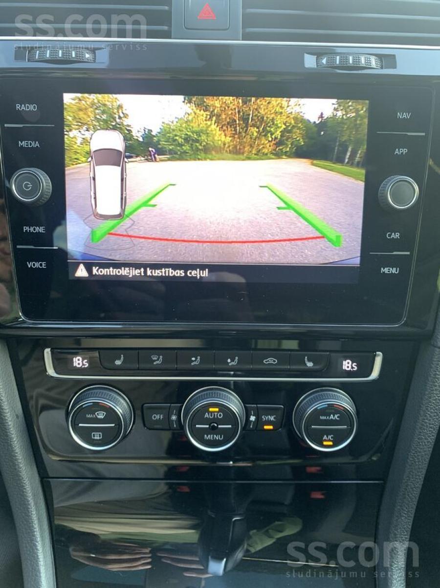 Black Volkswagen Golf 2019 in Ogre, with an engine capacity of 2.00 L and mileage of 182 thousand km for 11770 €, photo 17 on AUTOMOTO.COM.LV