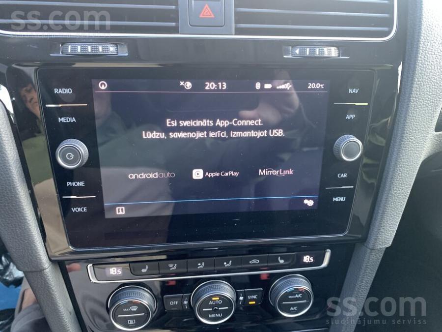 Black Volkswagen Golf 2019 in Ogre, with an engine capacity of 2.00 L and mileage of 182 thousand km for 11770 €, photo 19 on AUTOMOTO.COM.LV