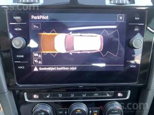 Black Volkswagen Golf 2019 in Ogre, with an engine capacity of 2.00 L and mileage of 182 thousand km for 11770 €, photo 29 on AUTOMOTO.COM.LV