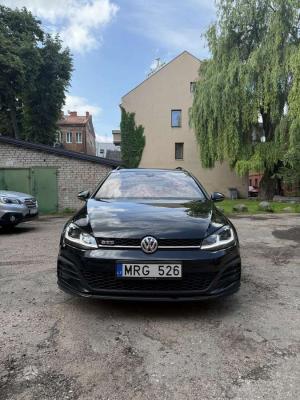 Melns Volkswagen Golf 2019 Pasvalys, ar dzinēja tilpumu 2.00 L un nobraukumu 216 tūkst. km par 15200 €, foto  vietnē AUTOMOTO.COM.LV