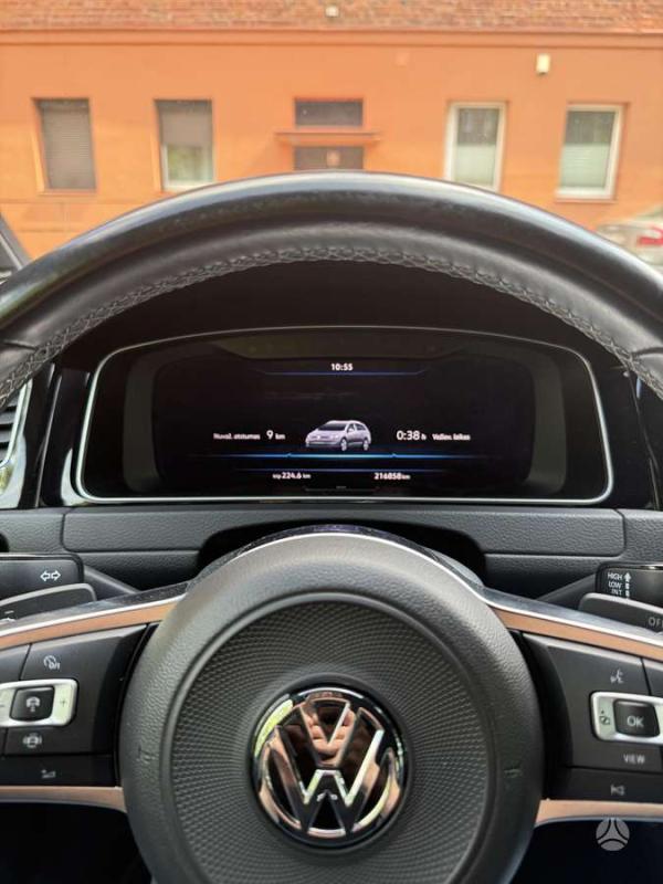 Melns Volkswagen Golf 2019 Pasvalys, ar dzinēja tilpumu 2.00 L un nobraukumu 216 tūkst. km par 15200 €, foto 8 vietnē AUTOMOTO.COM.LV