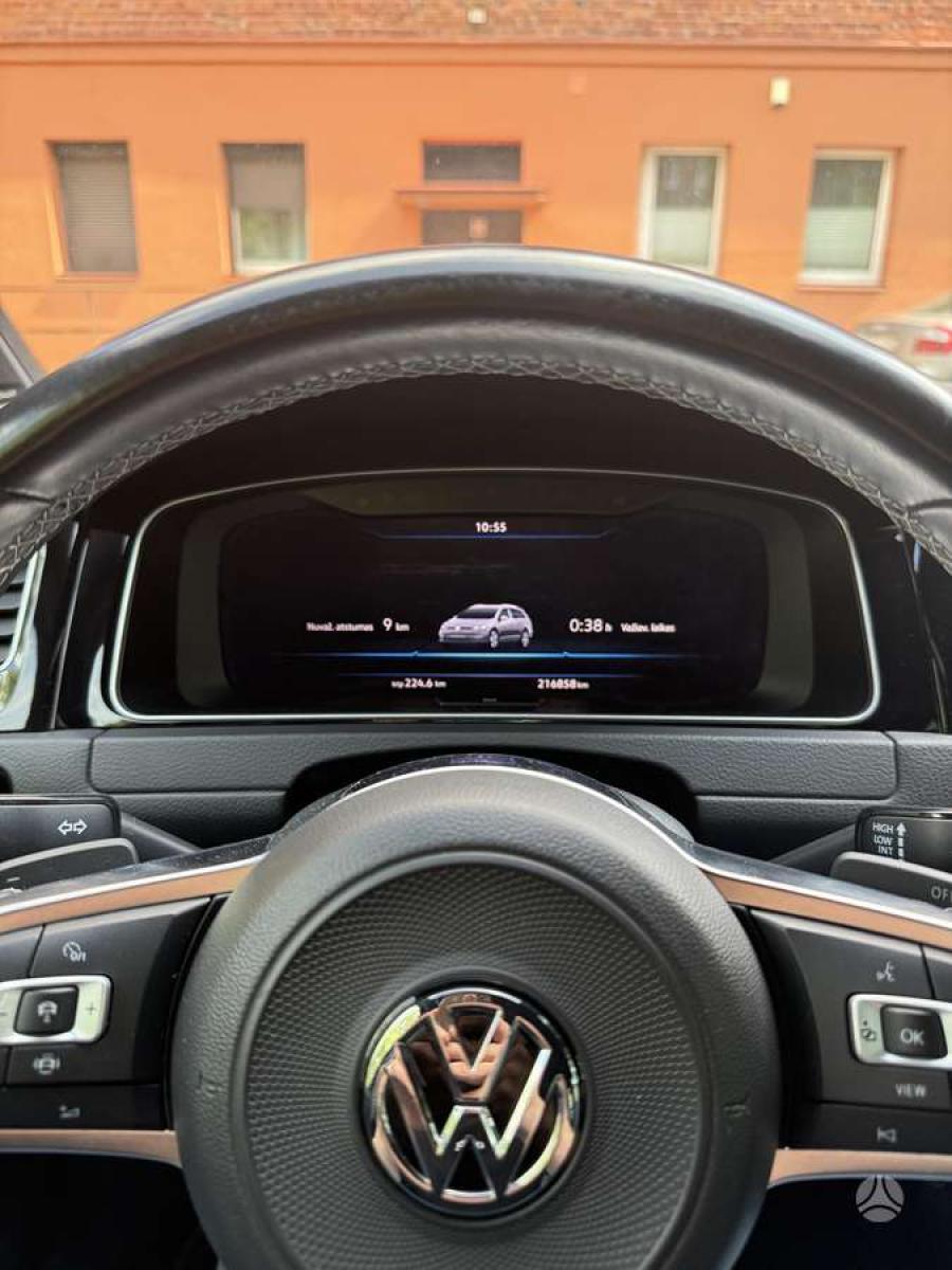 Melns Volkswagen Golf 2019 Pasvalys, ar dzinēja tilpumu 2.00 L un nobraukumu 216 tūkst. km par 15200 €, foto 9 vietnē AUTOMOTO.COM.LV