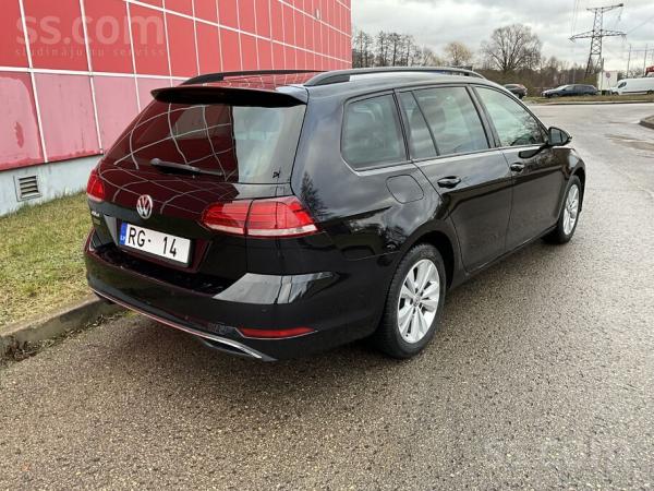 Black Volkswagen Golf 2019 in Riga, with an engine capacity of 2.00 L and mileage of 165 thousand km for 12500 €, photo 4 on AUTOMOTO.COM.LV