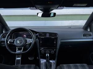 Melns Volkswagen Golf 2019 Rīga, ar dzinēja tilpumu 2.00 L un nobraukumu 231 tūkst. km par 13500 €, foto 14 vietnē AUTOMOTO.COM.LV