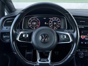 Melns Volkswagen Golf 2019 Rīga, ar dzinēja tilpumu 2.00 L un nobraukumu 231 tūkst. km par 13500 €, foto 16 vietnē AUTOMOTO.COM.LV