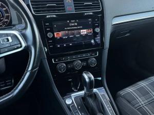 Melns Volkswagen Golf 2019 Rīga, ar dzinēja tilpumu 2.00 L un nobraukumu 231 tūkst. km par 13500 €, foto 18 vietnē AUTOMOTO.COM.LV